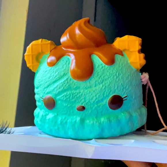 Squishmallows | Toys | Num Noms Smooshcakes Series 2 Toy Action Figure ...